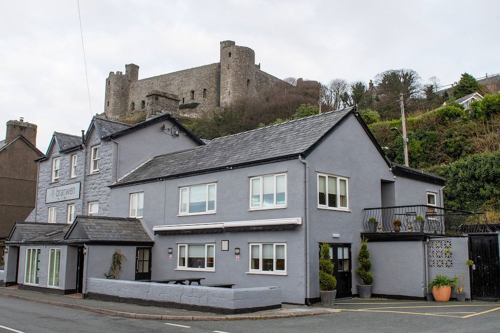Y Branwen Hotel - Harlech - Snowdonia National Park - dog friendly ...